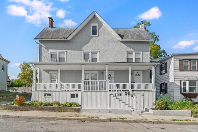 Lake Lenape Houses for Rent with a Swimming Pool - 1 Homes | Apartments.com