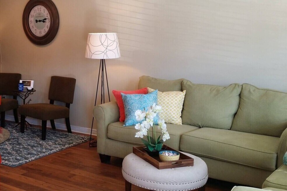 Apartments for Rent under $1,000 in Robins Manor, Warner Robins ...