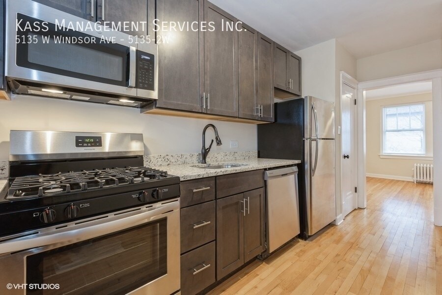 5135 W Windsor Ave Unit 5135-2W, Chicago, IL 60630 - Room for Rent in ...
