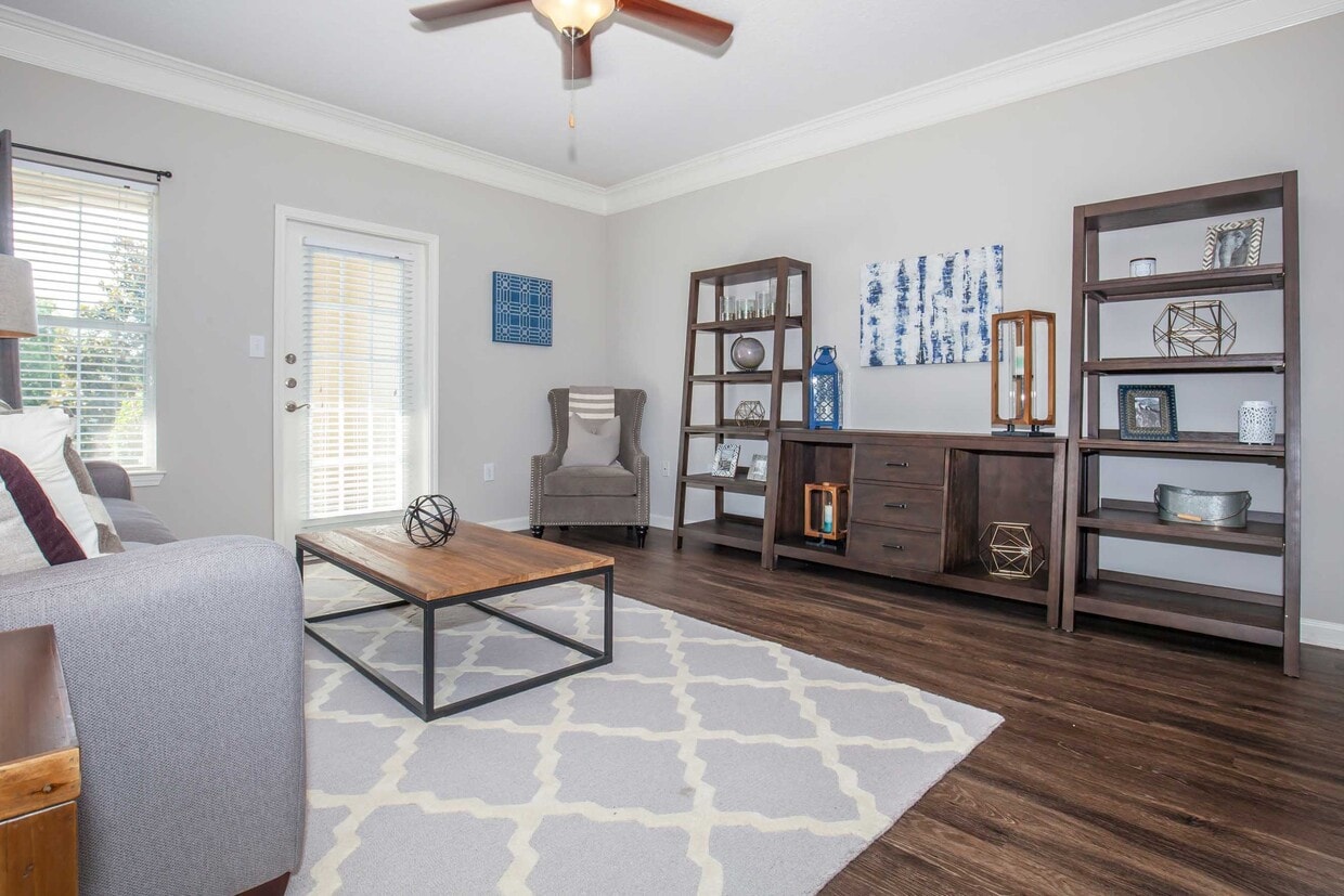 Carrington Place at Wildewood Apartments - 751 Mallet Hill Rd Columbia ...