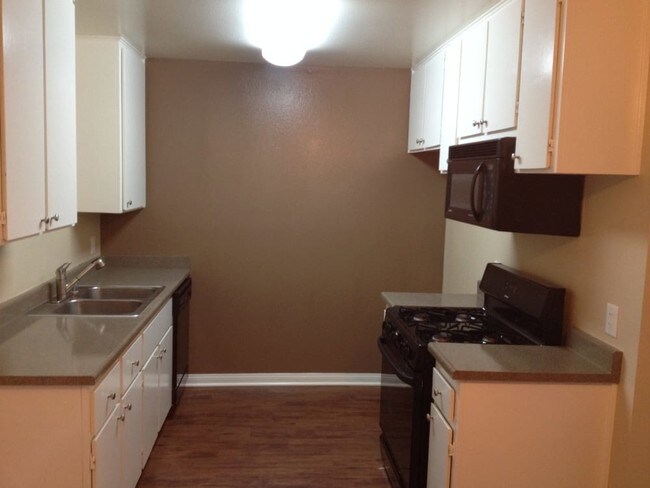 Cedar Crest Apartments Apartments - Riverside, CA | Apartments.com