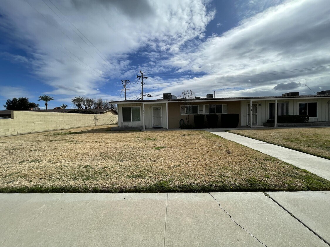 5913 Sundale Ave, Bakersfield, CA 93309 - Townhome Rentals in ...
