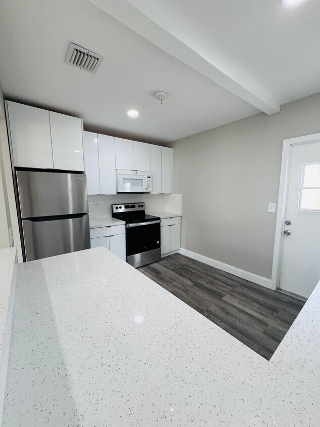 8241 SW 37th St, Miami, FL 33155 - House Rental in Miami, FL ...