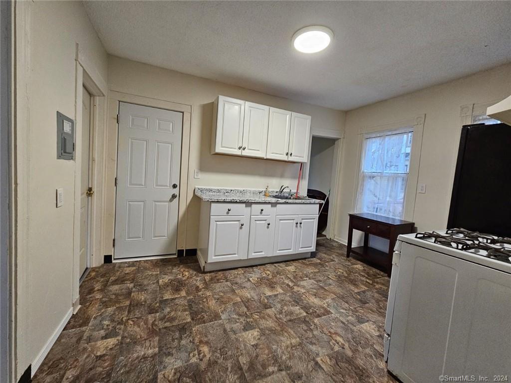 6 Frederick Ct Waterbury, CT 06710 - Alquileres en Waterbury, CT ...