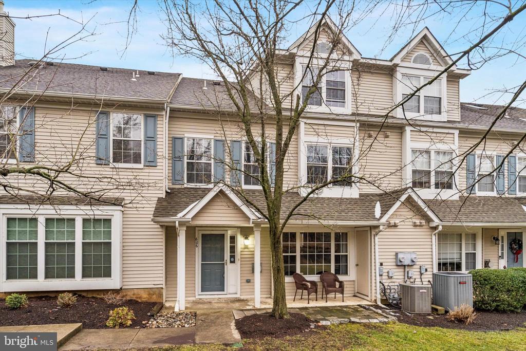 606 Oswego Ct, Mount Laurel Township, NJ 08054 - Townhome Rentals in ...