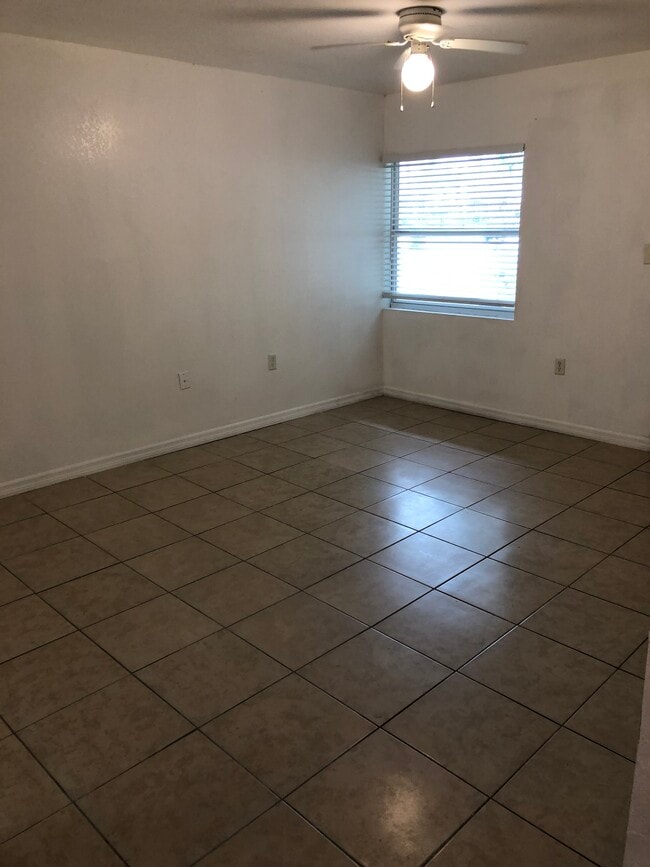 12213 N 58th St Unit B, Tampa, FL 33617 - 12213 N 58th St Tampa, FL ...