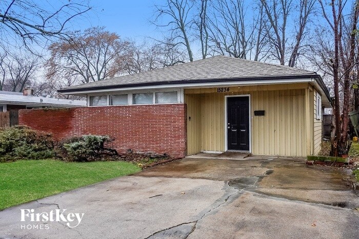 15234 Meadow Ln, Dolton, IL 60419 | Apartments.com