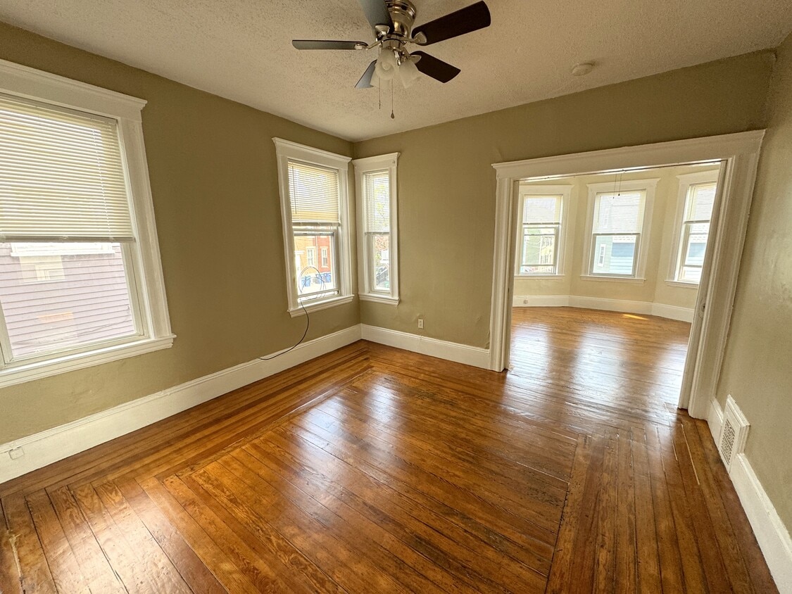 132 Bridge St Unit 2, Salem, MA 01970 - 132 Bridge St Salem, MA 01970 ...