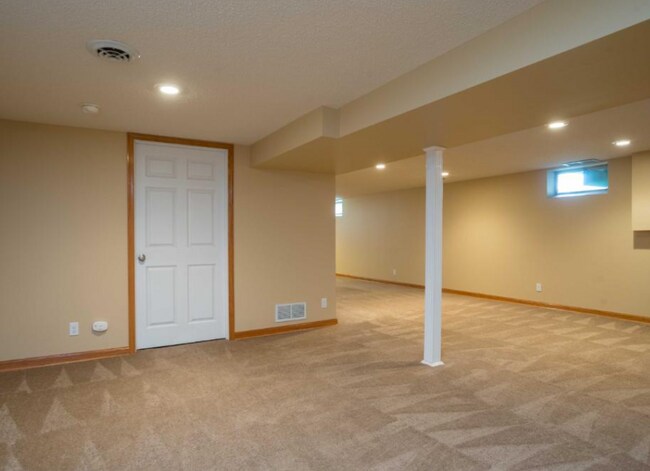 11848 3rd St NE, Blaine, MN 55434 - House Rental in Blaine, MN ...