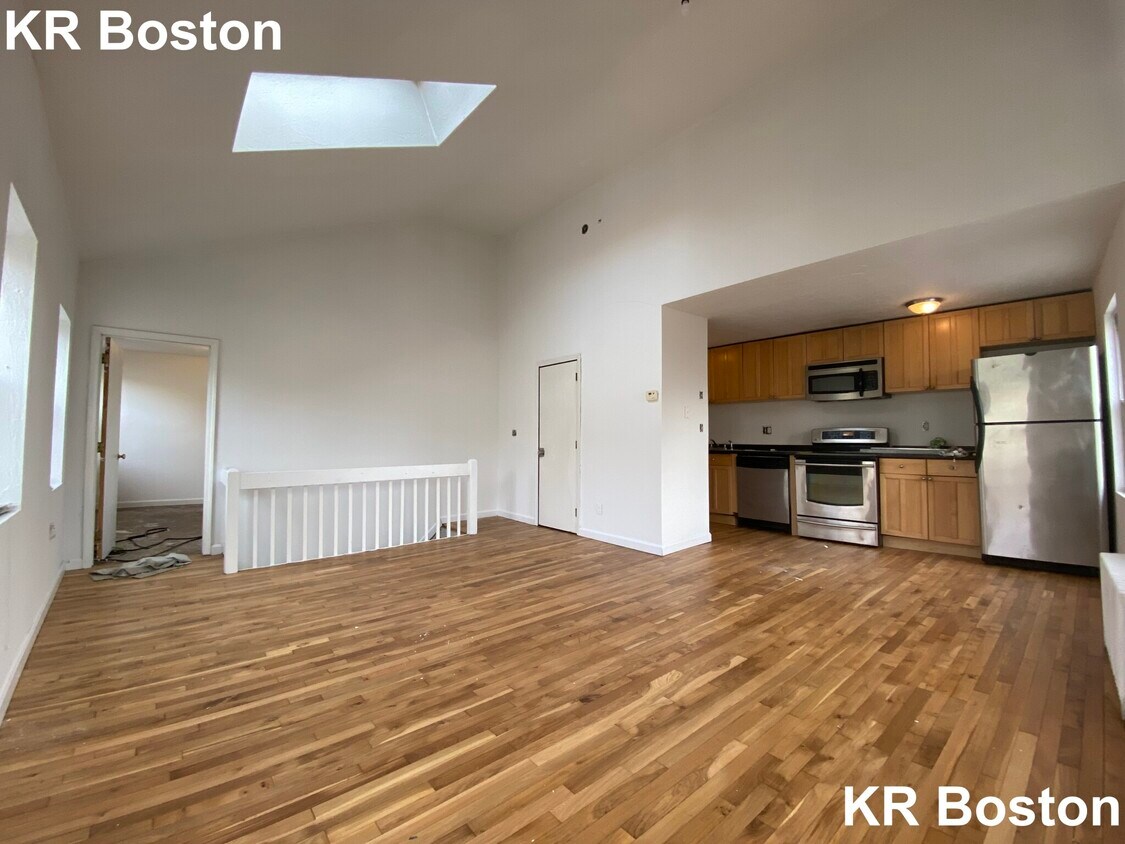 22 Shepard St, Boston, MA 02135 - Townhome Rentals in Boston MA ...
