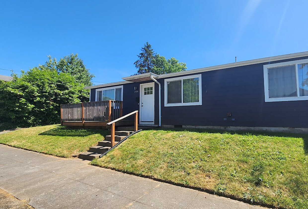 2508 NE Sumner St, Portland, OR 97211 - 2508 NE Sumner St Portland, OR ...