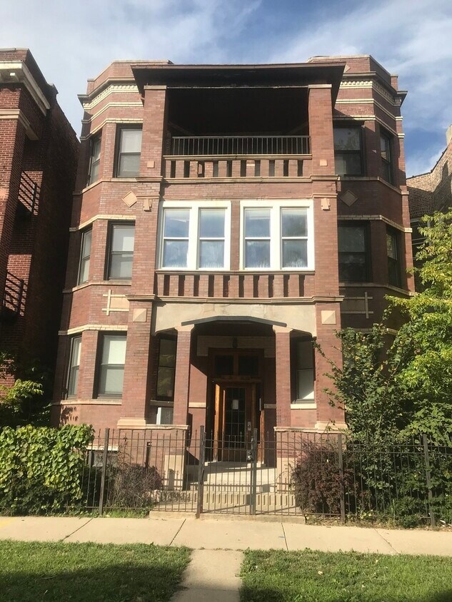 1532 E 65th Pl Unit 1, Chicago, IL 60637 - Room for Rent in Chicago, IL ...