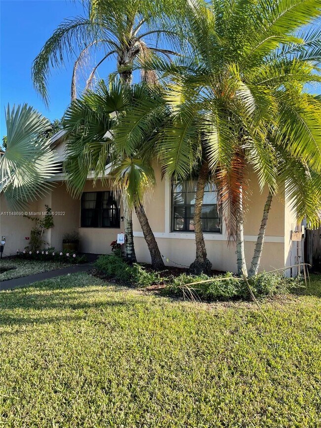 5775 SW 153rd Ct, Miami, FL 33193 - House Rental in Miami, FL | Apartments.com