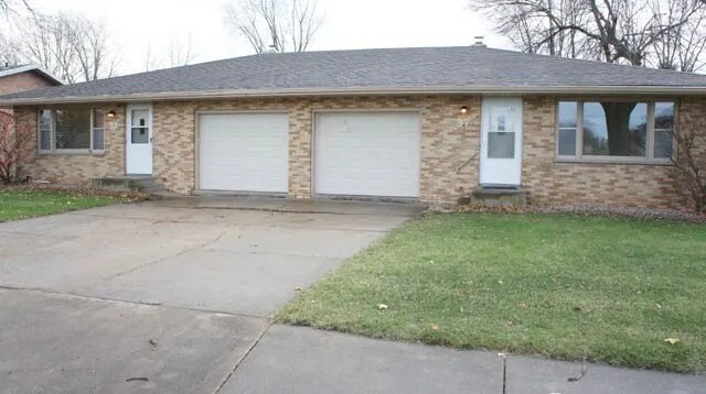 37 W Klubertanz Dr, Sun Prairie, WI 53590 - Townhome Rentals in Sun ...