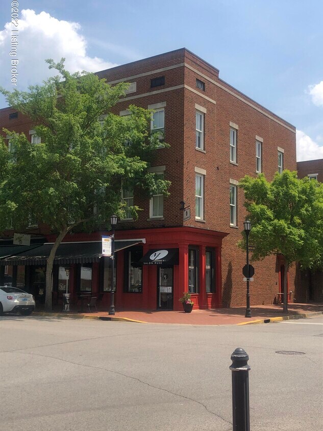 10645 Meeting St, Prospect, KY 40059 - Condo for Rent in Prospect, KY ...