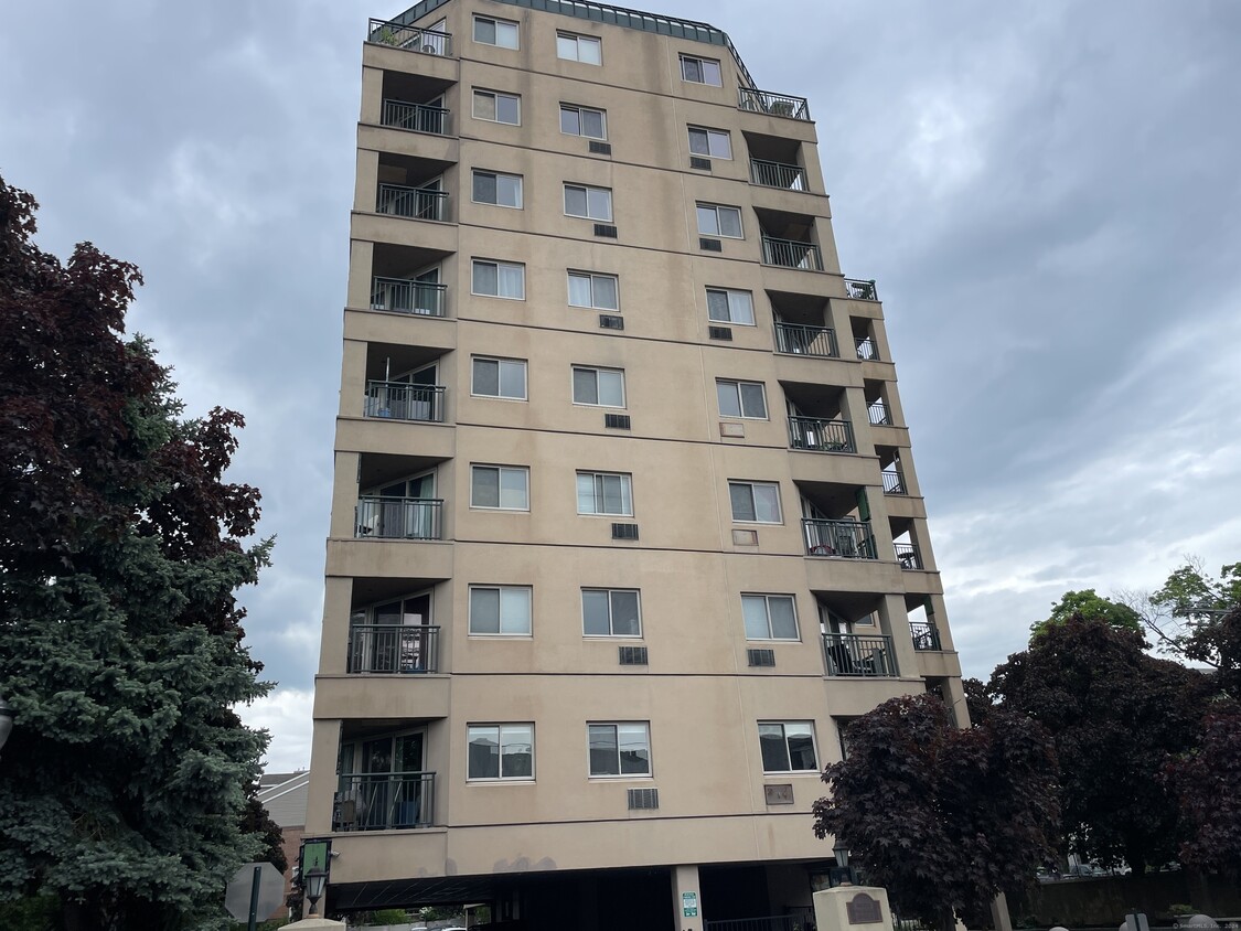 104 North St Unit APT 606, Stamford, CT 06902 - Condo for Rent in ...