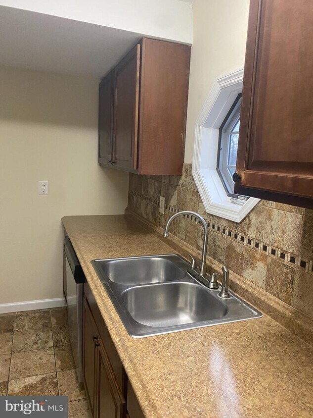 15 Reimer St, Mount Holly, NJ 08060 - House Rental in Mount Holly, NJ ...