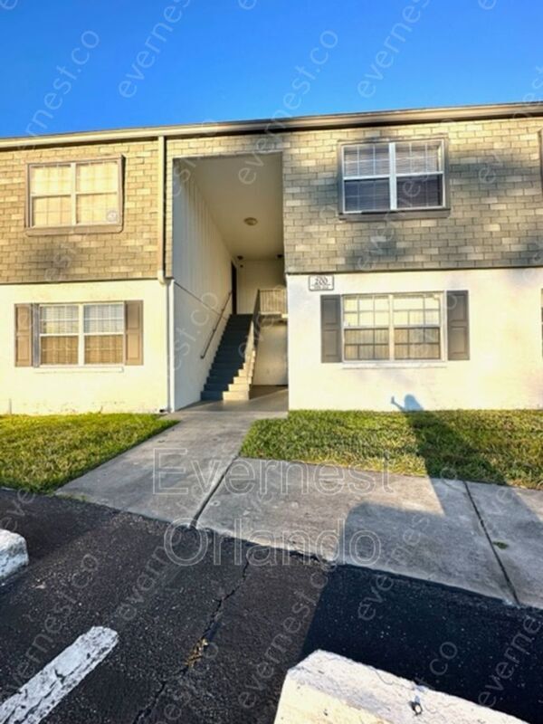 1000 S Semoran Blvd Winter Park Fl 32792 Alquileres En Winter Park