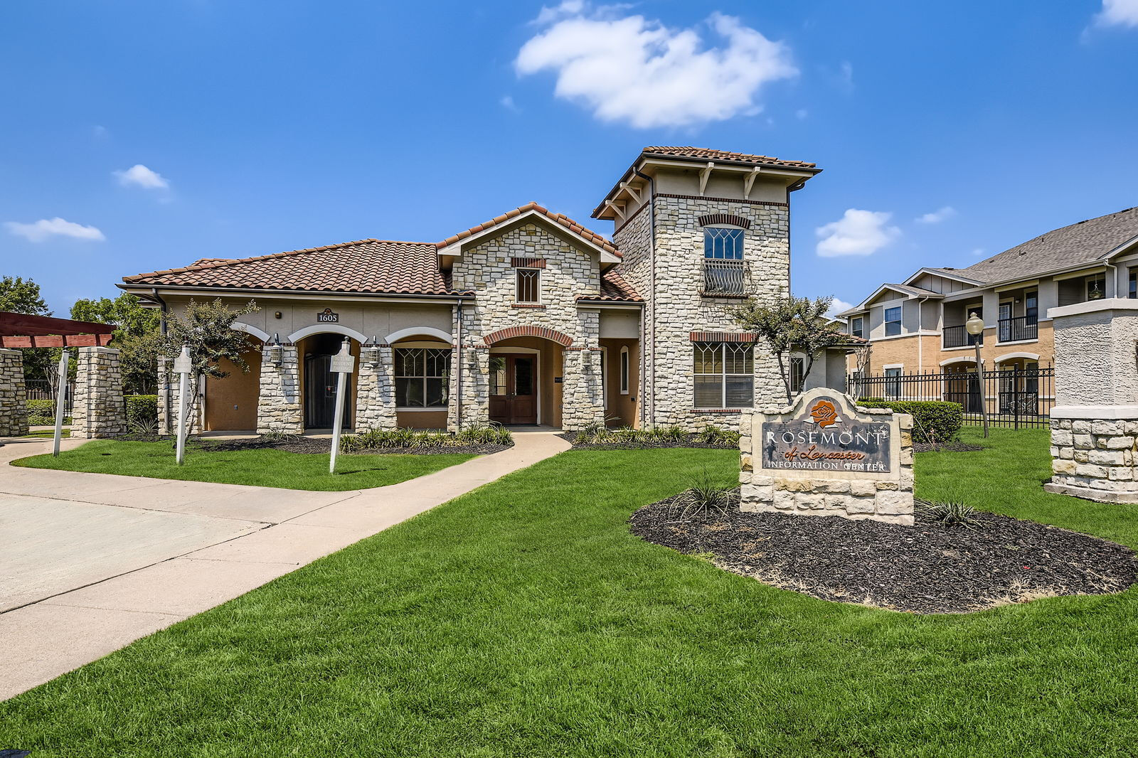Rosemont of Lancaster - 1605 N Houston School Rd Lancaster, TX 75134 ...