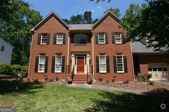Wicks Creek South Apartments for Rent with Parking - Marietta, GA ...