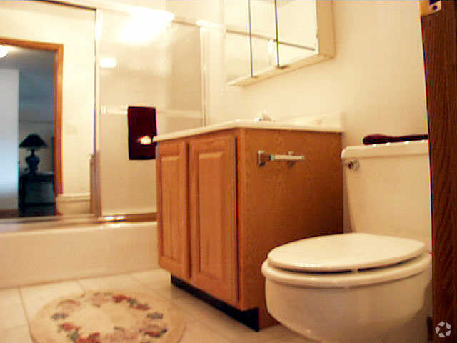 Park Ridge Commons Apartments - Des Plaines, IL | Apartments.com