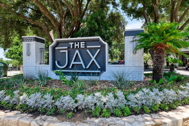 The Jax Apartments San Antonio