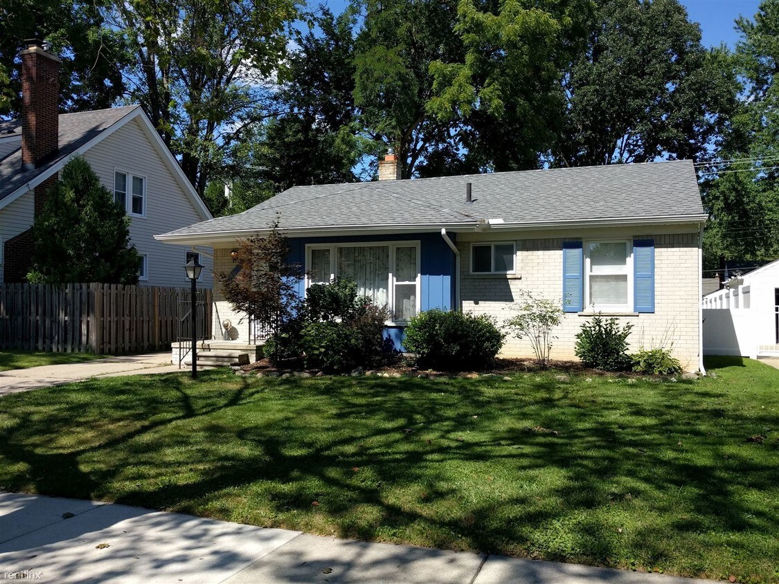 1012 Greenleaf Dr, Royal Oak, MI 48067 - House Rental in Royal Oak, MI ...