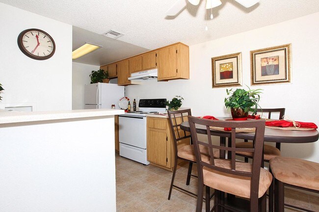 Shadow Ridge Apartment Homes Apartments - Las Vegas, NV | Apartments.com