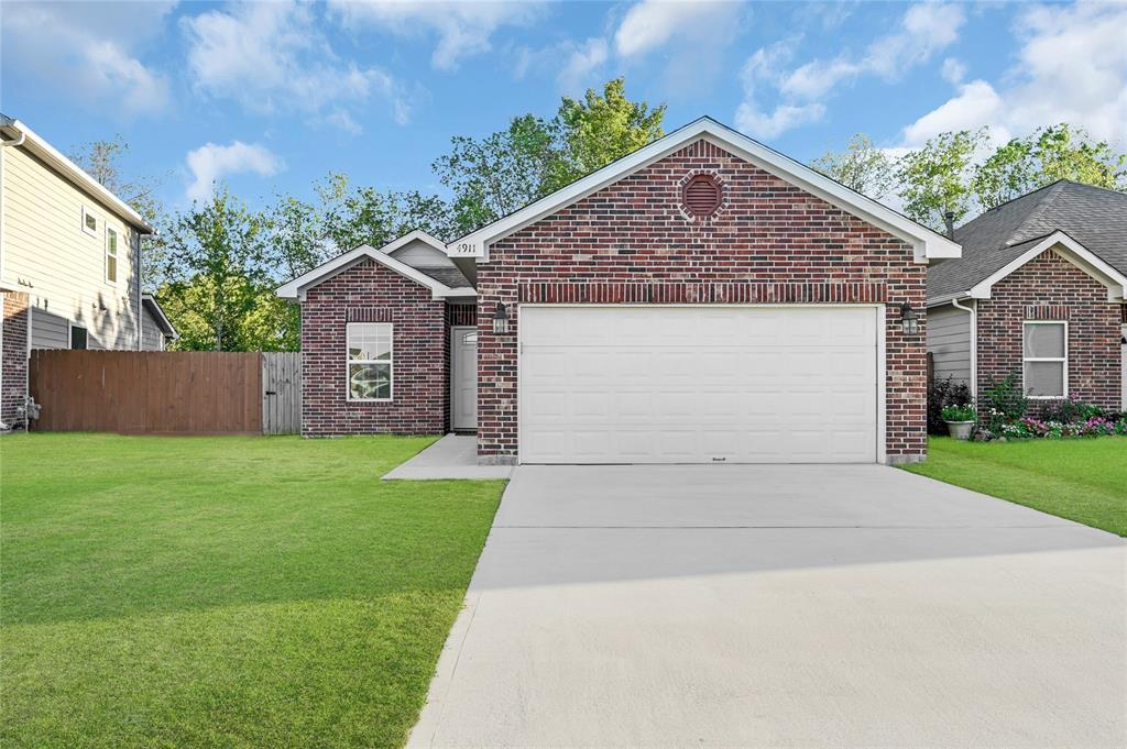 4911 Leamathew St, Houston, TX 77045 - House Rental in Houston, TX ...