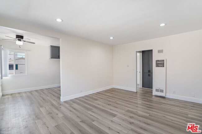 20617 Hartland St Unit 3, Los Angeles, CA 91306 - Room for Rent in Los ...