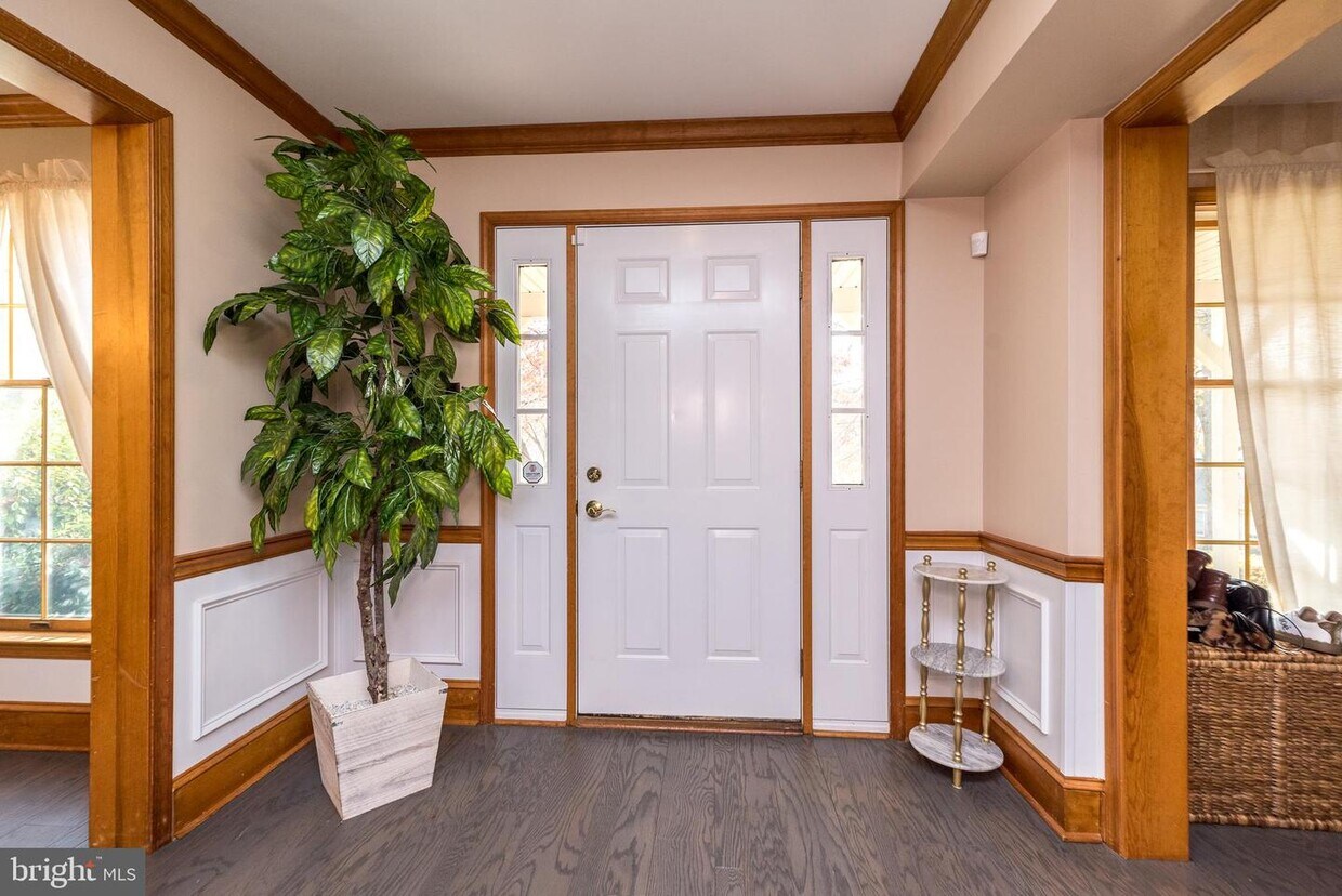 397 Sentinel Ave, Newtown, PA 18940 - House Rental in Newtown, PA ...