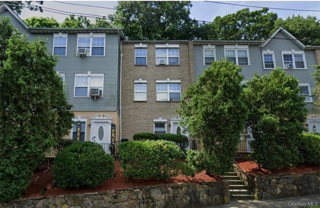 325 Mclean Ave, Yonkers, NY 10705 | Apartments.com