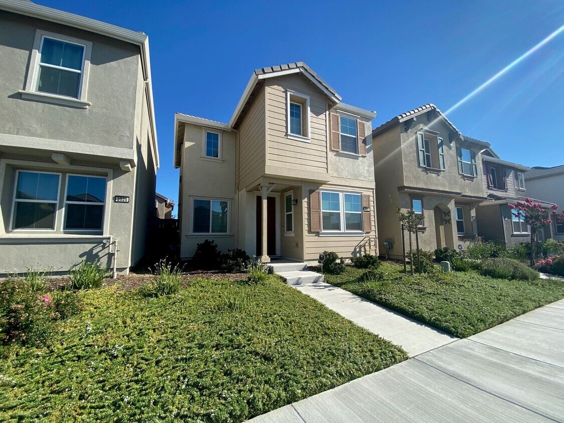 2521 Natomas Crossing Dr, Sacramento, CA 95834 - House Rental in ...