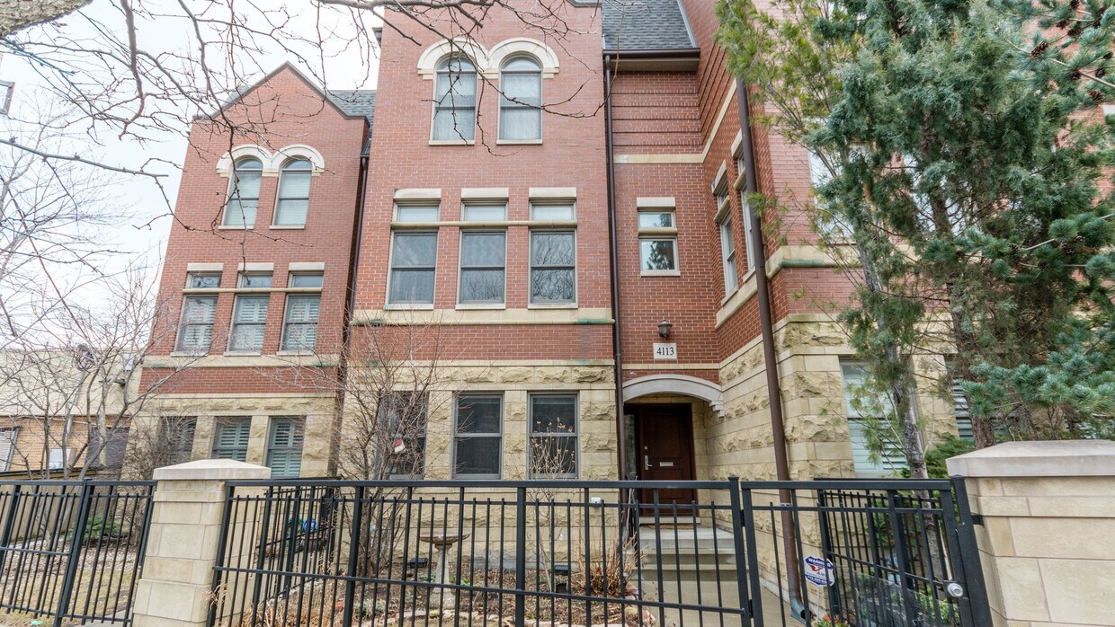4113 N Southport Ave, Chicago, IL 60613 - Townhome Rentals in Chicago ...