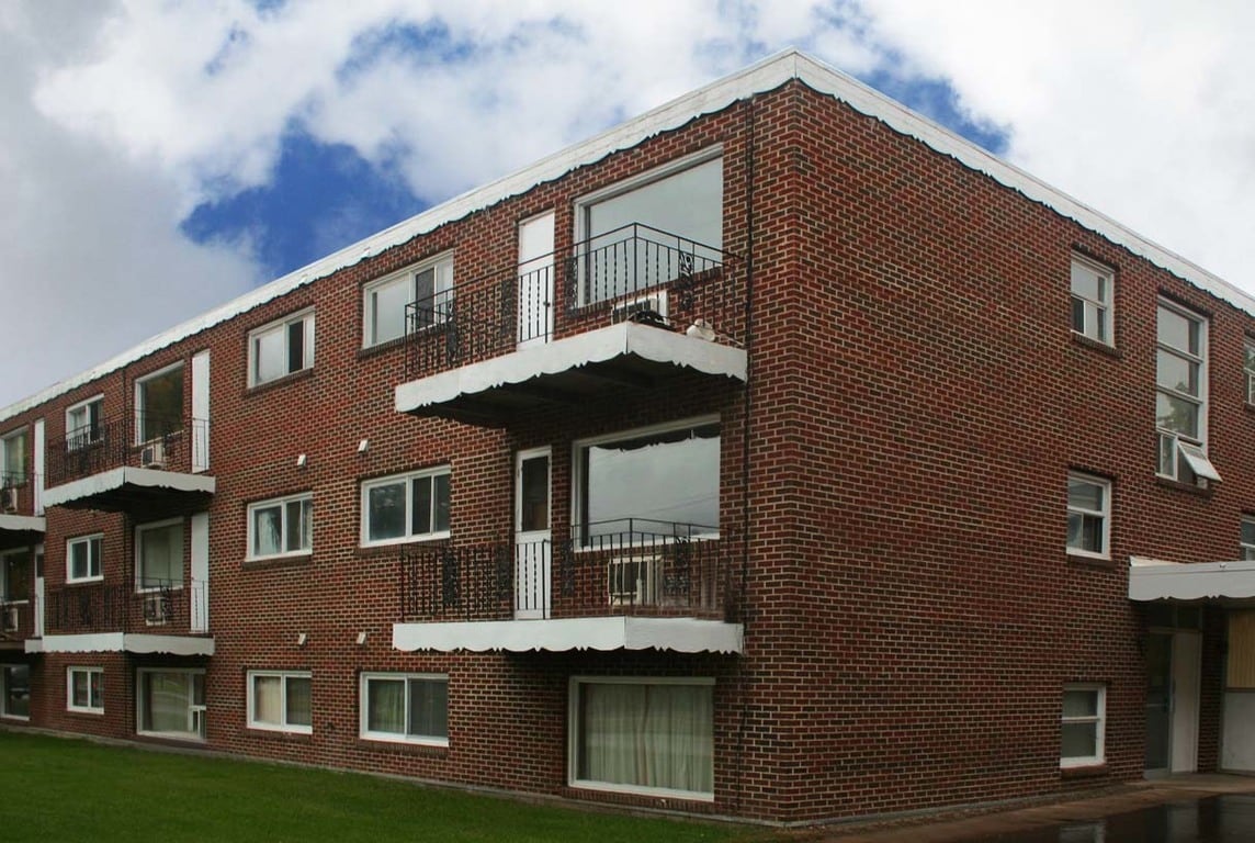 Preston 2 Apartments Apartments - 905 Preston Av Saskatoon, SK ...