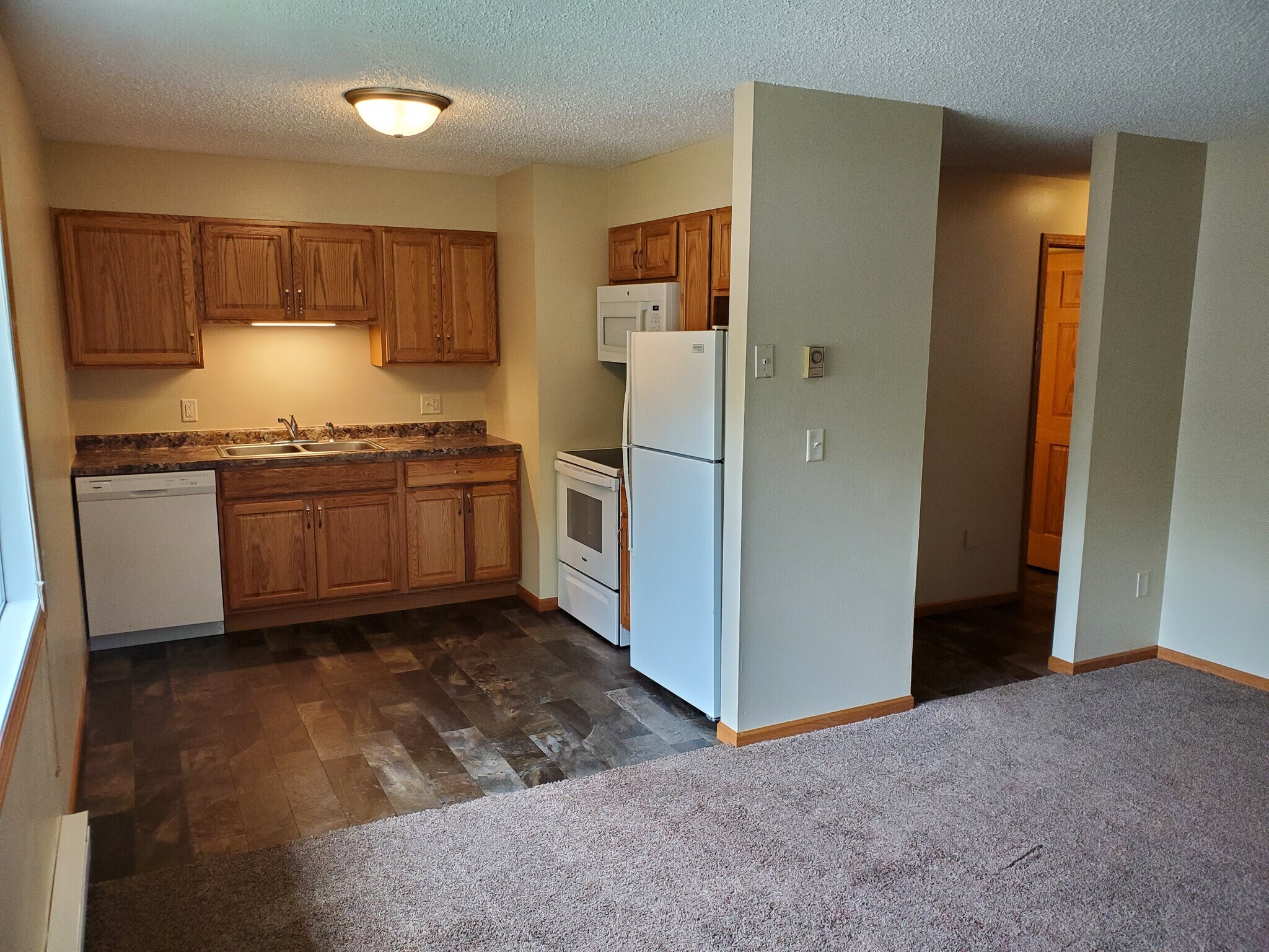 814 S 10th St Unit 2, Grand Forks, ND 58201 - 814 S 10th St Grand Forks ...