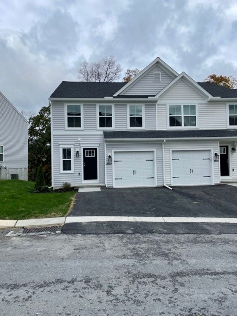 8124 Kelly Dr, West Hanover Township, PA 17112 - House Rental in West ...