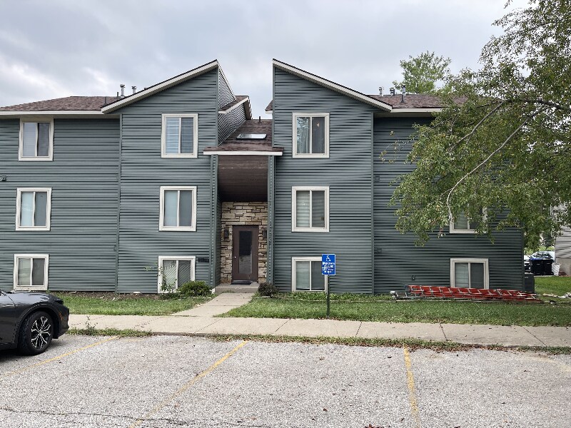 1709 Lynncrest Dr, Coralville, IA 52241 | Apartments.com