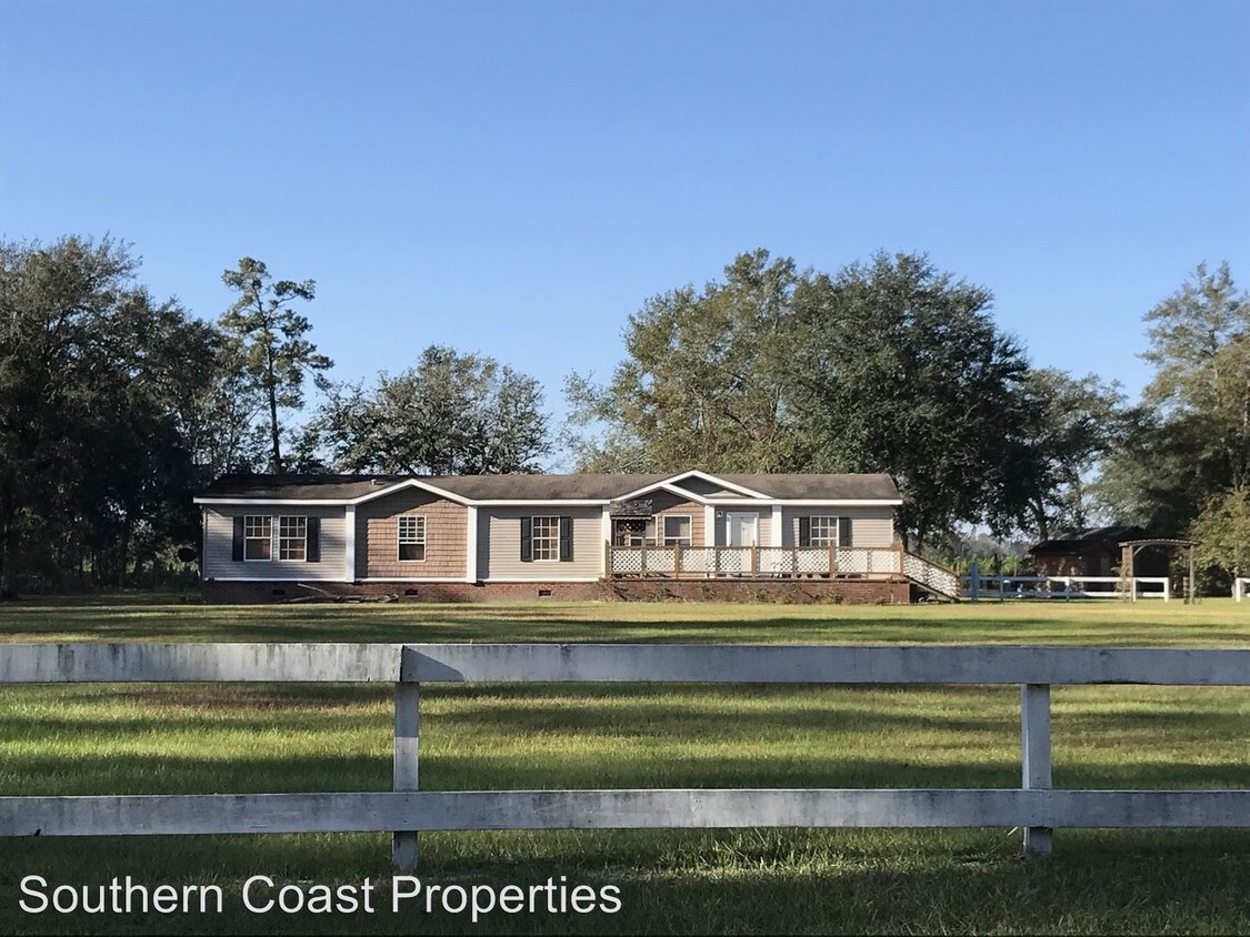 1317 Jake Lucas Rd NE, Ludowici, GA 31316 - House Rental in Ludowici ...