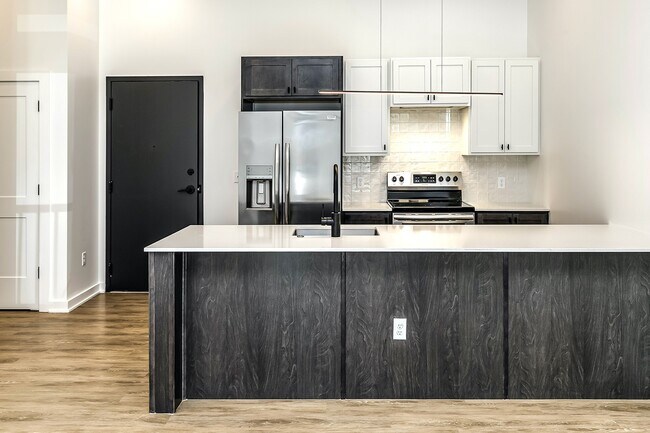 Tuscan Ridge Apartments for Rent with a Walk-In Closet - Omaha, NE ...