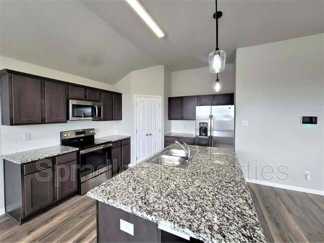 1112 Spring Terrace Loop, Temple, TX 76502 - House Rental in Temple, TX ...