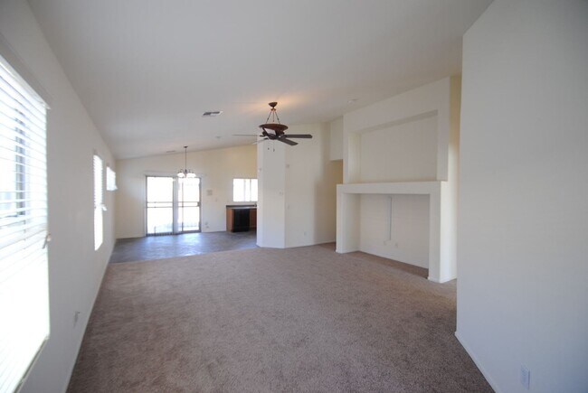 13626 W Peck Ct - House Rental in Litchfield Park, AZ | Apartments.com