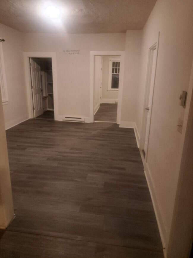 610 W Locust St, Milwaukee, WI 53212 - House Rental in Milwaukee, WI ...