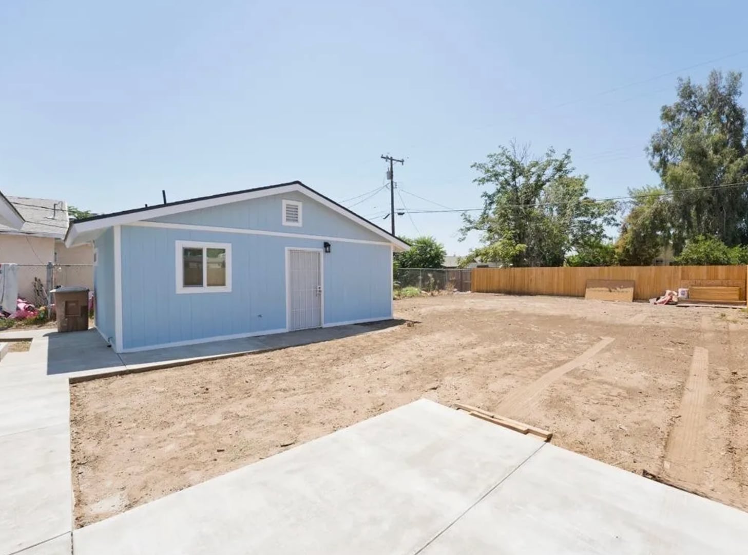 3619 L St Unit Back House, Bakersfield, CA 93301 - Room for Rent in ...
