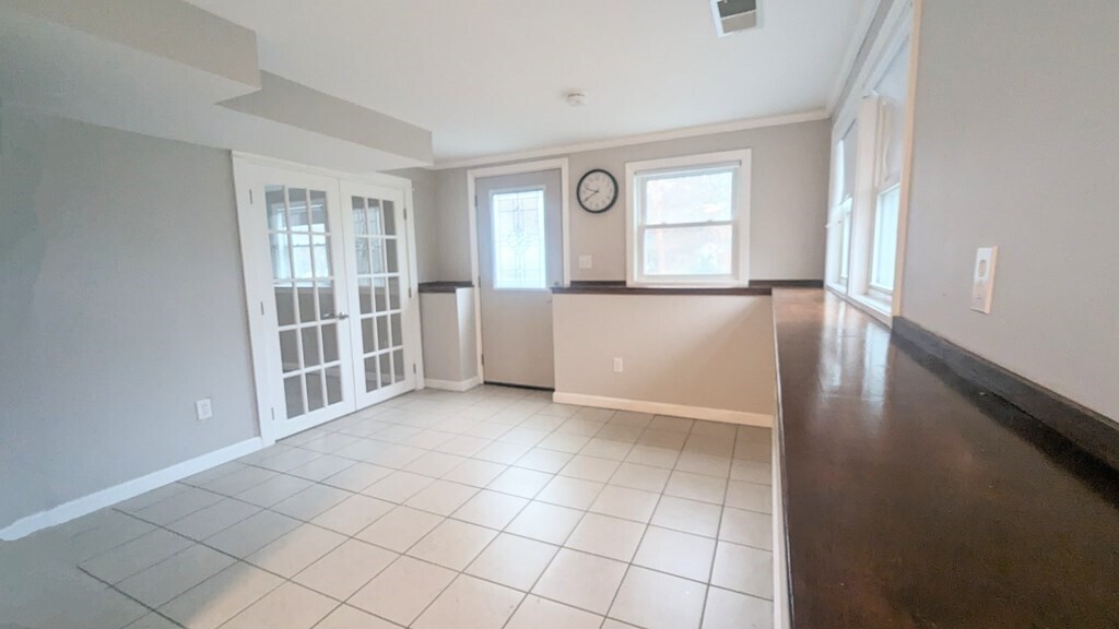 18 Ramblewood Dr Unit 1, Easton, MA 02356 - Room for Rent in Easton, MA ...