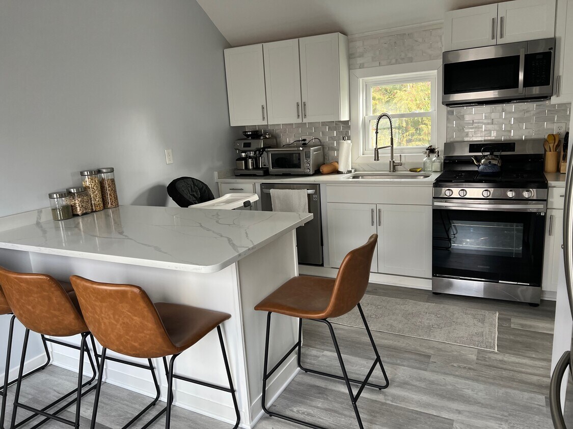 173 Kenoza Ave Unit Apt 2, Haverhill, MA 01830 - 173 Kenoza Ave ...