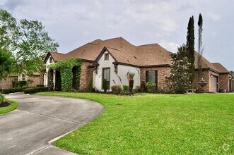 Apartments for Rent with Garages in Batson, TX