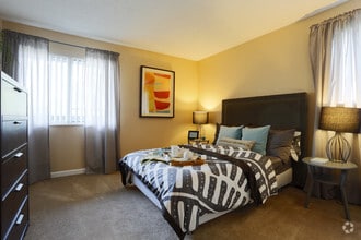 Oak Ridge Apartments Rentals - Aurora, CO | Apartments.com