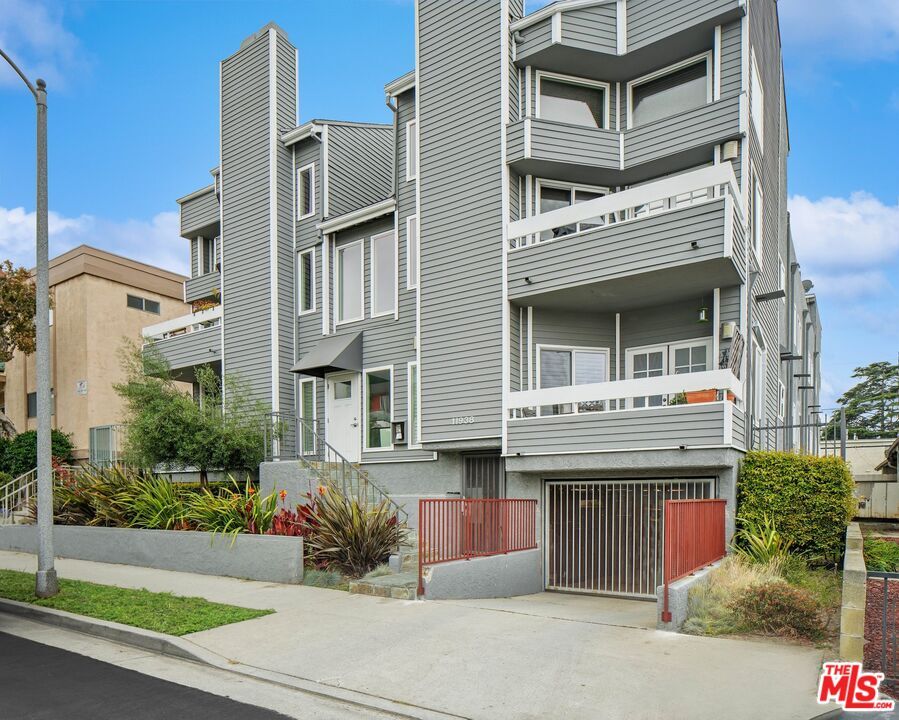 11938 Courtleigh Dr Unit 3, Los Angeles, CA 90066 - Room for Rent in ...