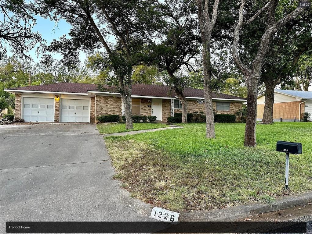 1226 Lake Terrace Dr, Elgin, TX 78621 - House Rental in Elgin, TX | Apartments.com